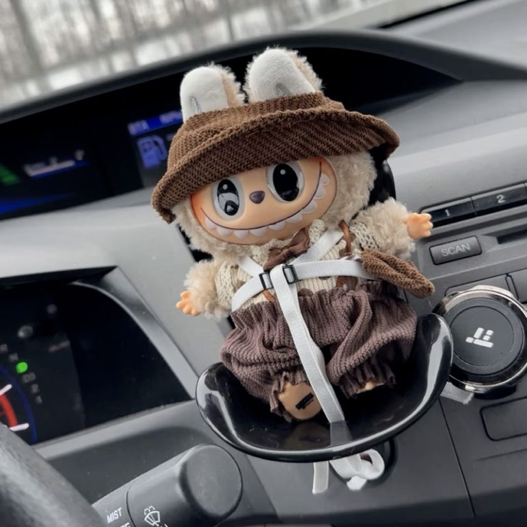 Labubu Car Seat Black | Labubu Accessories